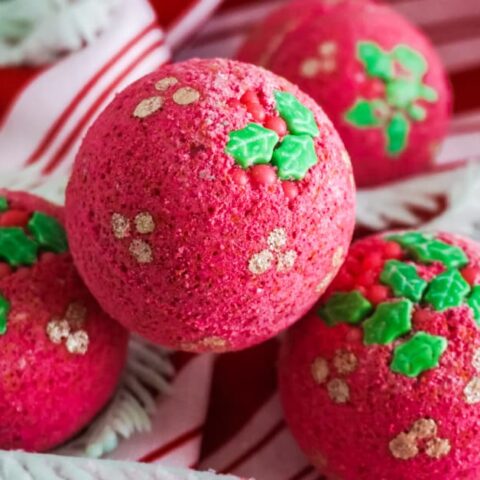 Holly Christmas Bath Bombs